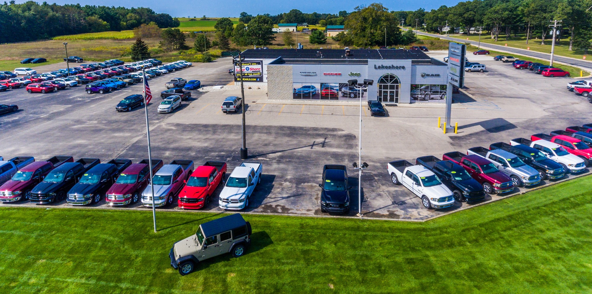 Lakeshore Chrysler Dodge Jeep Ram | About Us | Muskegon MI